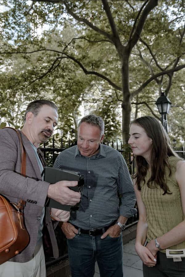 NYC: Guinness History Walking Tour with a Pint - The Experience’s Strengths and Who Will Love It