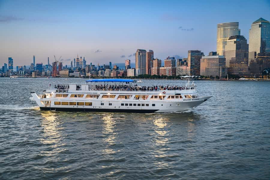NYC Sunset Cruise with DJ, Skyline & Statue of Liberty - What to Expect During Your Cruise