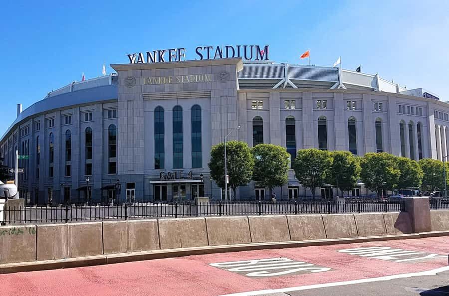 NYC: VIP Contrasts Metro Tour and Sunset in New Jersey - Deep Dive into the Itinerary