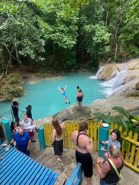 Ocho Rios: Blue Hole and Bamboo River Rafting - Breaking Down the Itinerary