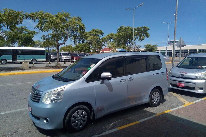 Ocho Rios Private Airport Transfers Round trip - Inside the Vehicle: Comfort and Convenience