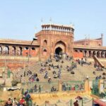 Old Delhi: Red Fort, Jama Masjid & Chandi Chowk Guided Tour - Jama Masjid: India’s Largest Mosque