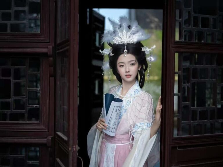 Old Shanghai: Hanfu Photoshoot Walking Tour Experience - The Authentic Touch: Why This Tour Matters