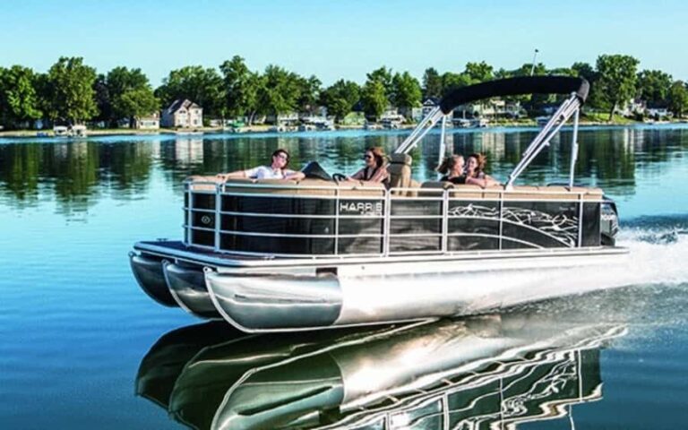 One Hour Private Pontoon Boat Lake Tour - The Experience in Detail