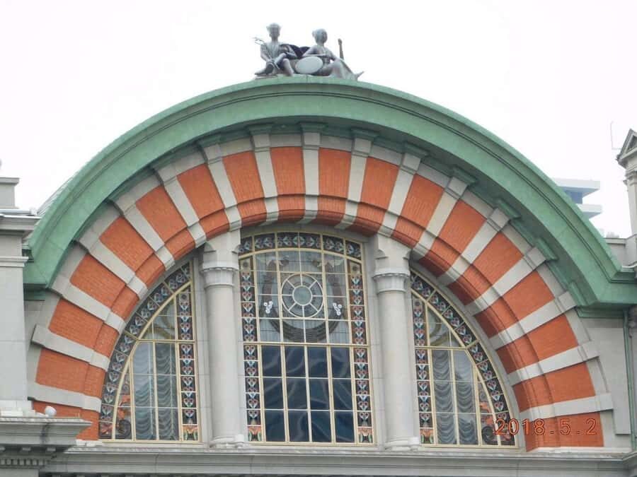 Osaka: Art and Architecture Walking Tour with Lunch - Street Art and Contemporary Culture in Minami