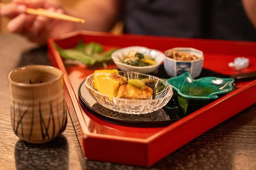 Osaka: Michelin Food Tour with Kaiseki and Takoyaki - The Itinerary in Detail