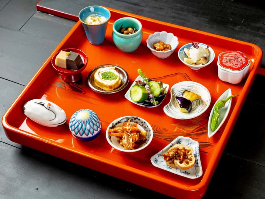 Osaka: Plant-Based Japanese Home Dining Experience - What the Tour Entails