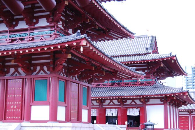 Osaka Private Tour of Shitennoji, Osakas Oldest Temple - A Closer Look at the Tour Experience