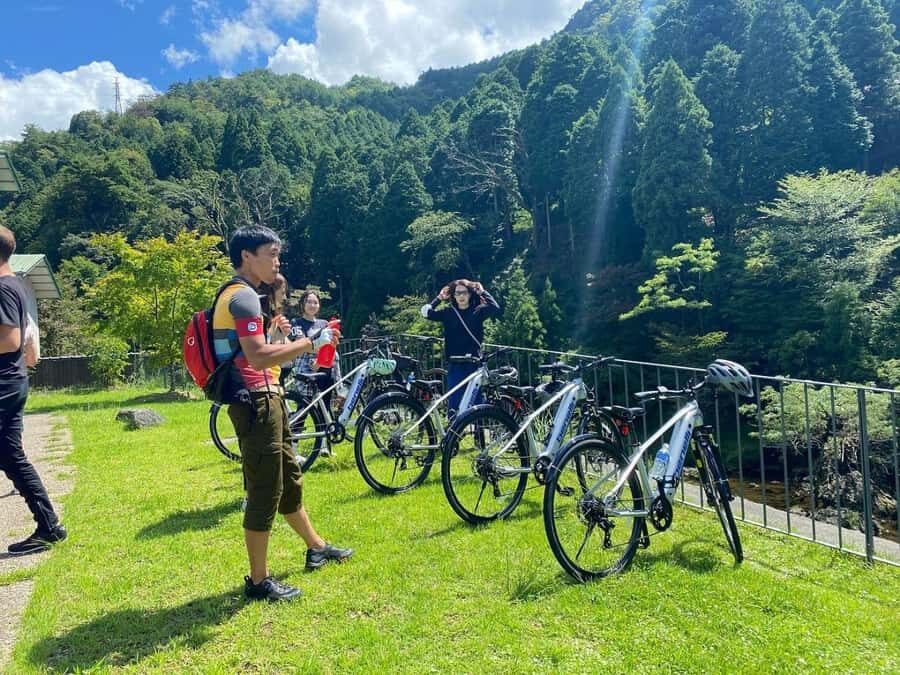 Osaka: Riverside E-Bike Tour with Coffee and Udon - Who Will Love This Tour?