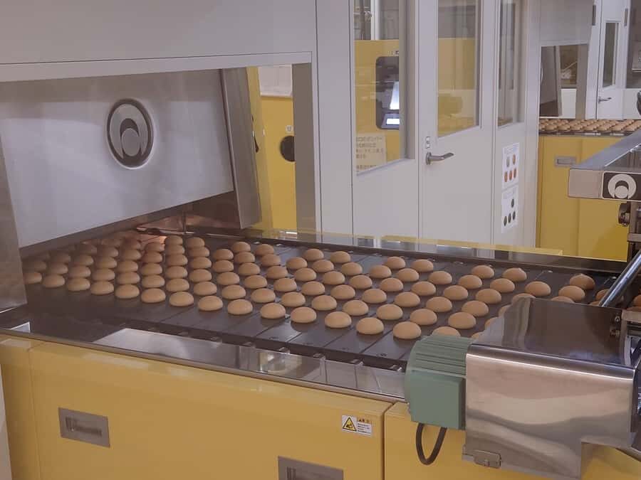 Osaka South Day Trip: History, Seafood, Shopping & Sweets - Practical Details and Traveler Tips