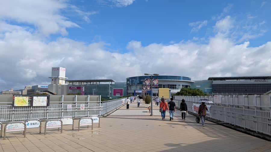 Osaka: UNIQUE Cup Noodles Museum and Planes up close - Who Will Love This Tour?