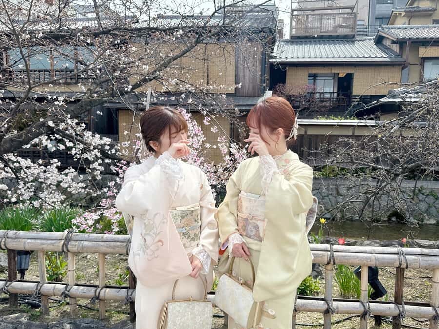 Osaka:Family-Friendly Kimono & Yukata Experience at WARGO - The Value of WARGOs Kimono Experience