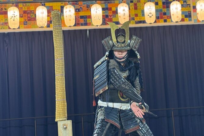 Osaka:Samurai Show & Experience with Halal Sukiyaki - Analyzing the Value