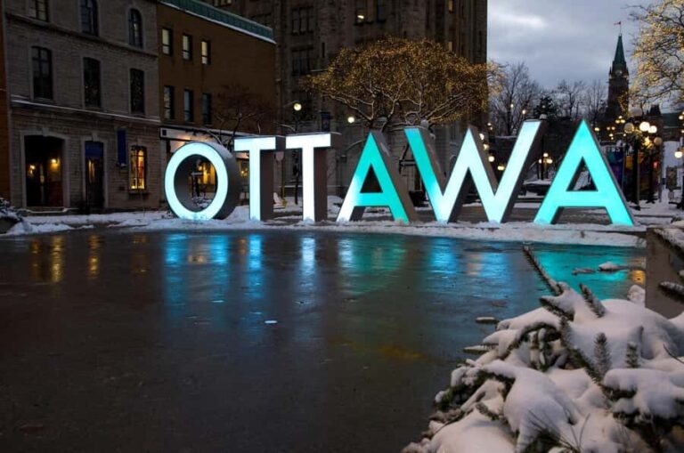 Ottawa: ByWard Market Food Tour with 7 Local Tastings - Who Should Consider This Tour?