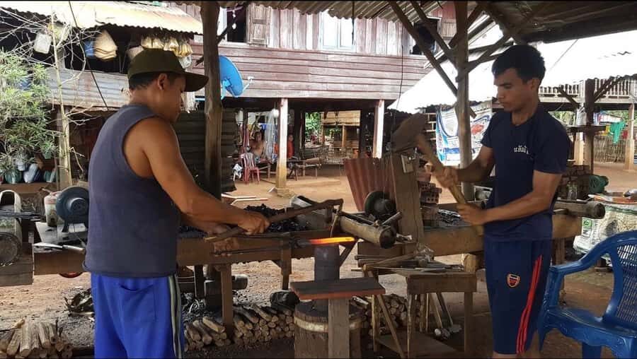Pakse: Bolaven Plateau Waterfalls and Villages Tour - First Stop: Ban Blacksmith Village