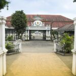 Palace Becak Tour in Yogyakarta - Key Points