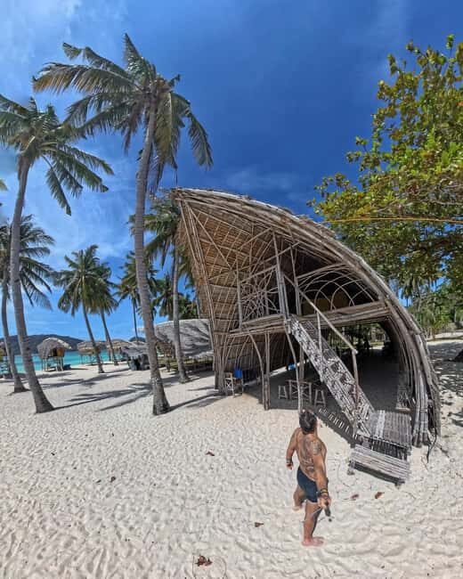 Palawan: El Nido to Coron 3-Day Group Boat Expedition - Transportation and Group Size