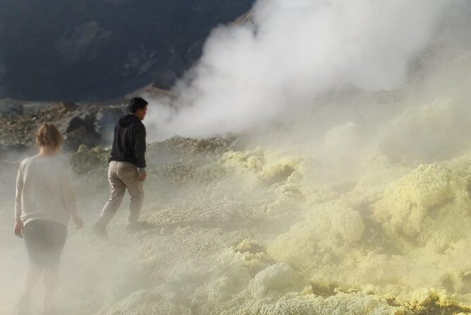 papandayan volcano Garut tour . day trip ticket etc all including - Detailed Breakdown of the Itinerary