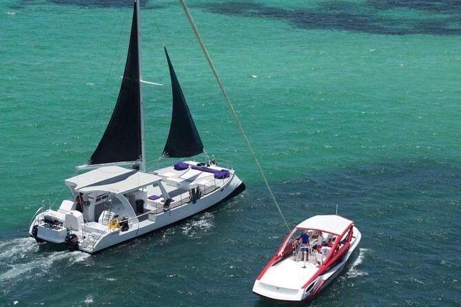 Parasailiing Experience in Playa Bibijagua - A Closer Look at the Parasailing Adventure