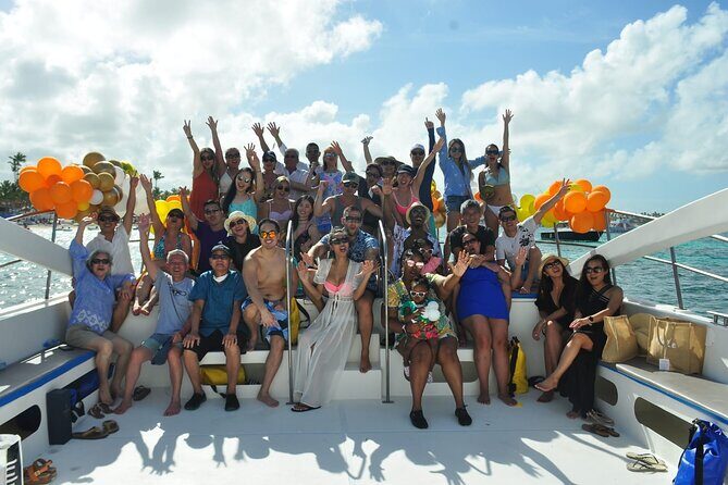 Party Boat - Private groups, snorkeling - Open Bar. - The Balance: Pros and Cons