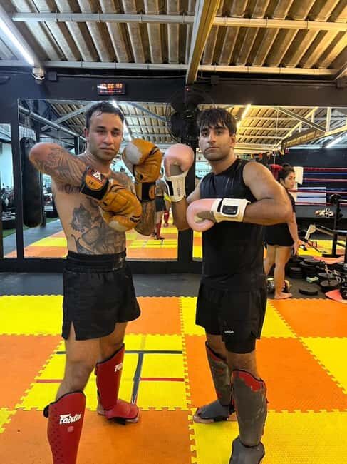 Patong: Muay Thai Boxing Class at Rachai Muay Thai Gym - The Atmosphere and Group Dynamics