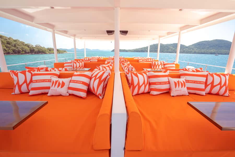 Pattaya: 3 Islands Hopping Day Tour on Catamaran with party - Key Points