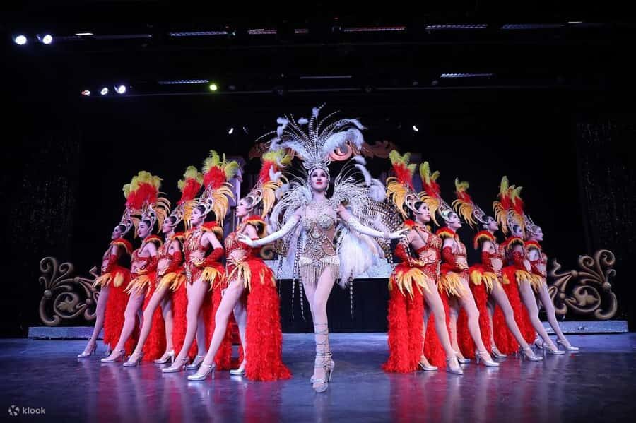 Pattaya: Evening City Tour & Alcazar Cabaret Show - Detailed Analysis of the Experience