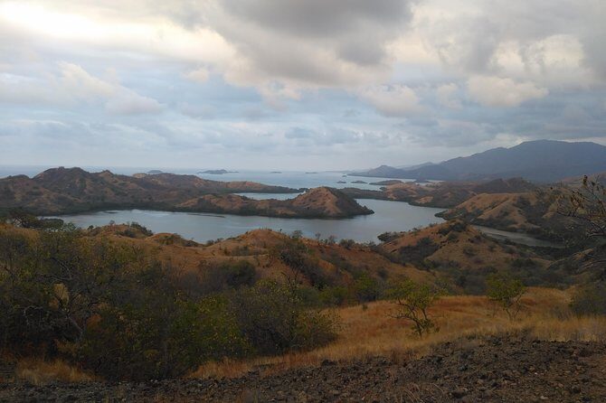Pauls Flores Tour Labuan Bajo to Ende Flores Land Tour inland by Car 6 Days - What Travelers Can Expect
