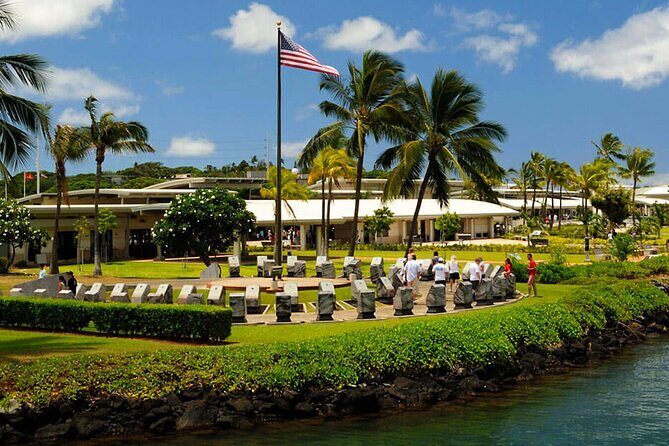 Pearl Harbor USS Arizona Memorial - Transportation and Group Size
