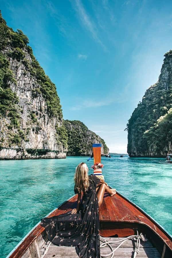 Phi Phi Island: Private Longtail Boat Tour with Snorkeling - The Comfort and Charm of a Longtail Boat