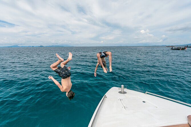 Phi Phi Islands Sunrise Snorkeling by Speedboat - Detailed Review of the Phi Phi Islands Sunrise Snorkeling Tour