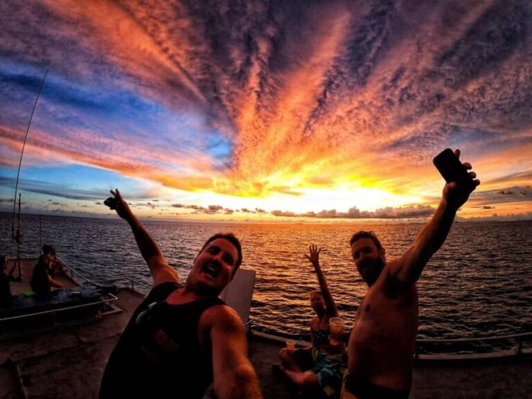 Phi Phi: Maya Bay Sleepaboard Tour with Snorkeling & Sunset - An In-Depth Look at the Maya Bay Sleepaboard Tour