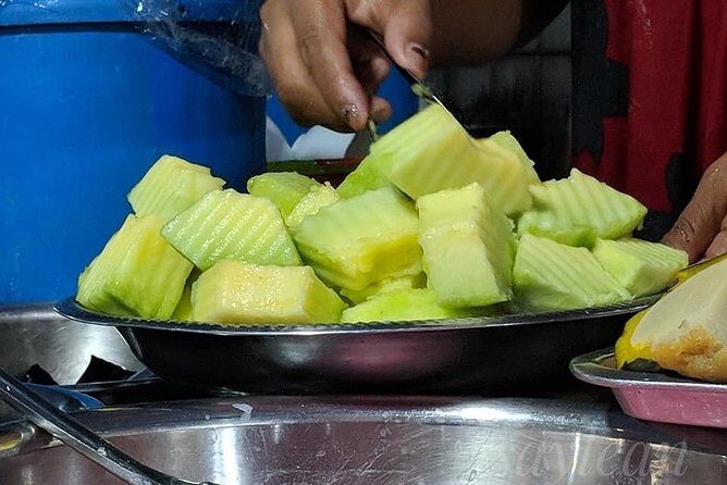 Phnom Penh Nightlife Street Food Tours - Discovering Phnom Penh’s Nightlife: What to Expect