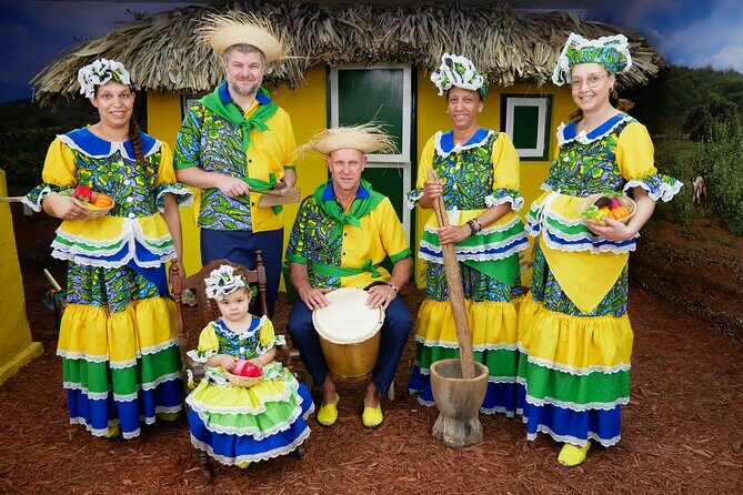 Photoshoot Activity with Traditional Curacao Attire - Who Should Consider This Tour?