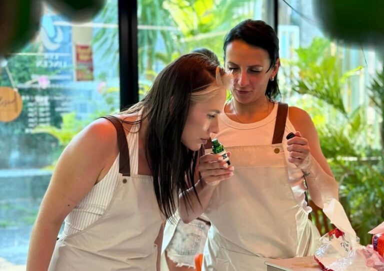 Phuket: Aroma Diffuser Making Workshop with Natural Scents - What To Expect: A Step-by-Step Look