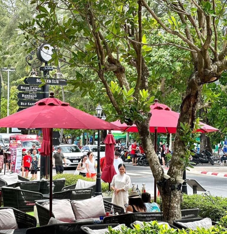 Phuket: Blu Saffron Restaurant Set Menu with Reservation - Atmosphere and Location