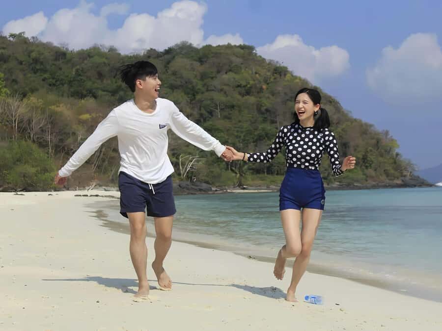 Phuket: Coral and Racha Islands Catamaran Cruise with Lunch - Transportation, Group Size, and Practical Details