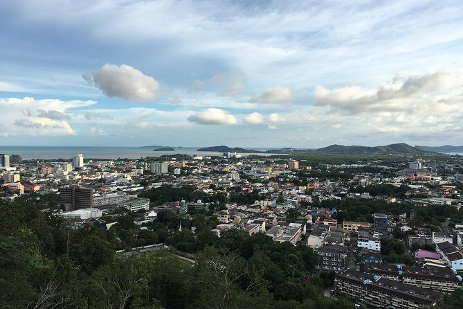 Phuket Full Day City tour & Lunch & Tiger Park - The Guide and Drivers: The Heart of the Experience