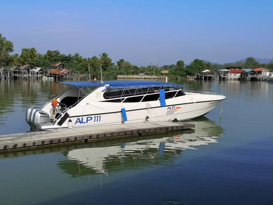 Phuket: Phi Phi Island Hopping Day Trip by Speed Boat - What Makes This Tour Stand Out?