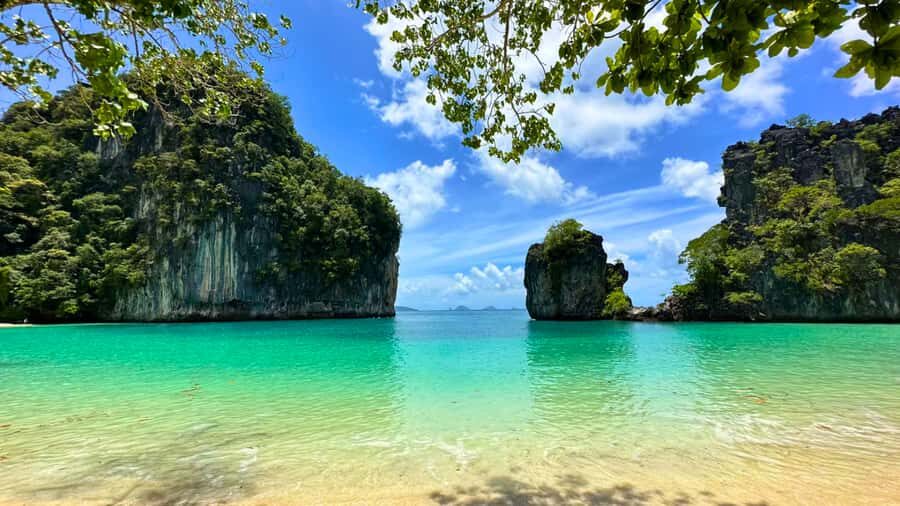 Phuket: Private Hong Island Speedboat Charter Tour - What Makes This Tour Stand Out?