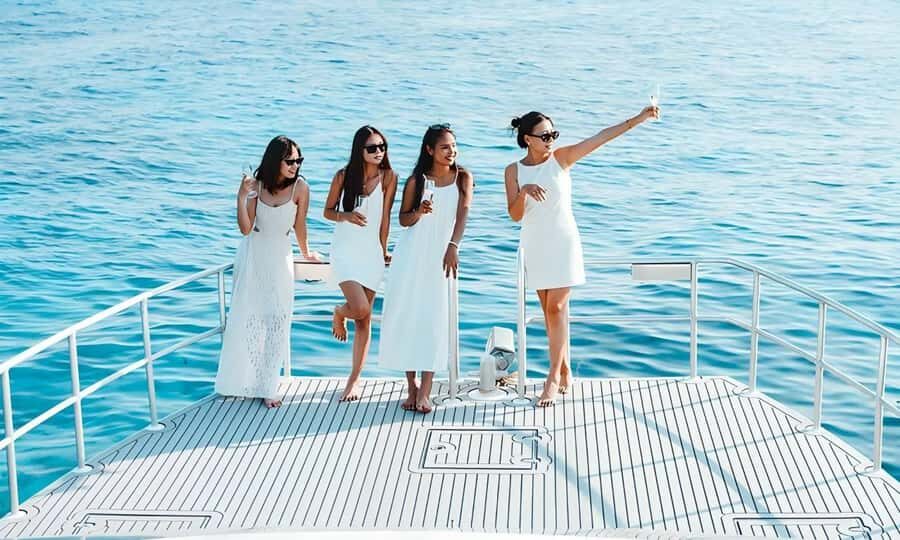 Phuket:Phi Phi, Bamboo, Maiton, Maya Speed Catamaran Tour - What Makes This Tour Stand Out?