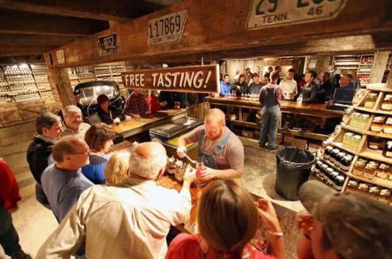 Pigeon Forge: Famous Moonshine & Wine Tasting Tour - The Itinerary: What to Expect