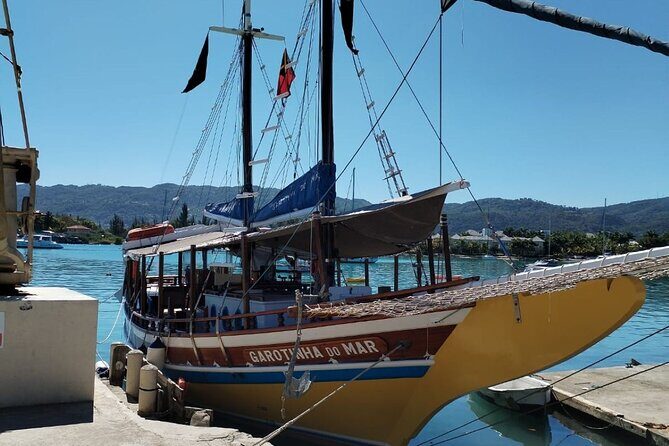 Pirate Ship Sunset Cruise and Ricks Cafe Montego Bay Resorts - Detailed Breakdown of the Itinerary