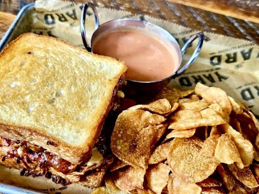 Pittsburgh: Downtown Food Tour with 6 Gems Food Tastings - The Value of the Experience