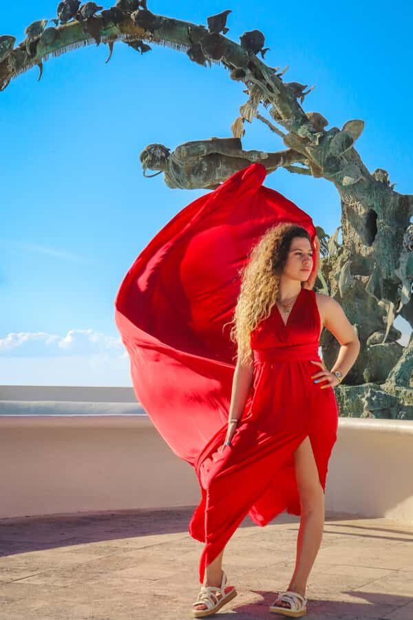 Playa del carmen: Flying dress walking tour with local guide - What Past Participants Say