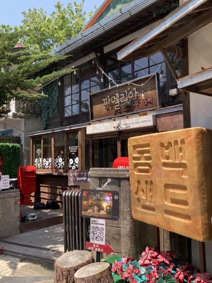 Pohang Best Customized Private Tour with Tour guide - Walking Historic Guryongpo: Japanese House Street and Jangandong