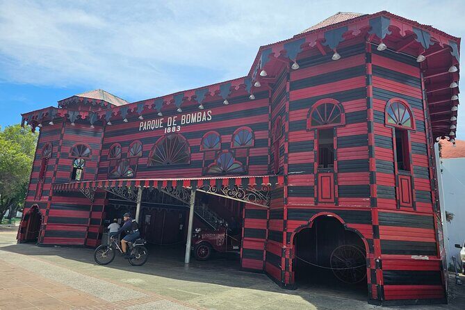 Ponce: Walking City Tour, Entry Seralles Museum & Dinner Included - Authentic Experiences and Practical Tips