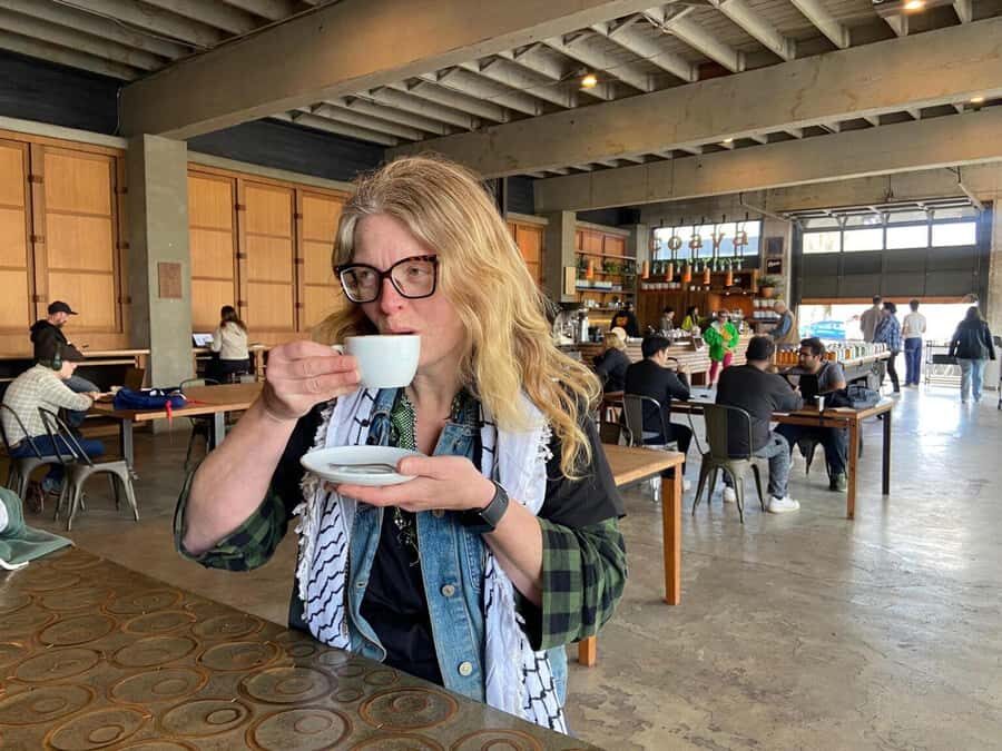 Portland Oregon: Doughnut and Coffee Bike Tour with Tastings - Tour Itinerary Breakdown