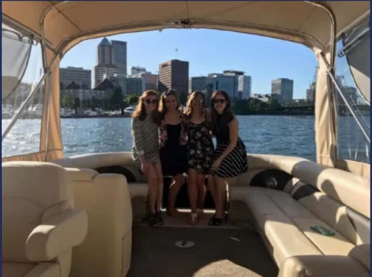 Portland: Private Pontoon Cruise on the Willamette River - What to Expect During the Cruise