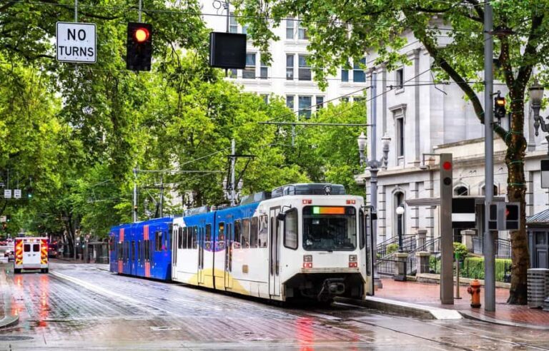 Portland: Taste Portland's Best Donuts & Downtown Tour - Who Will Love This Tour?